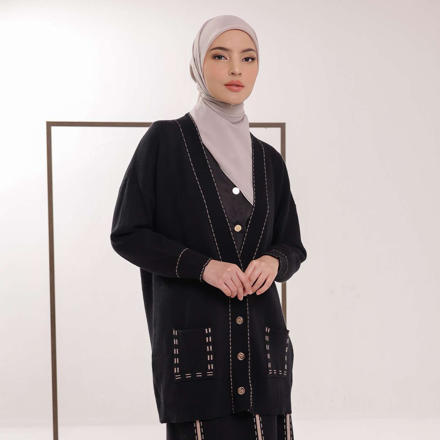 Tella Knit Cardigan